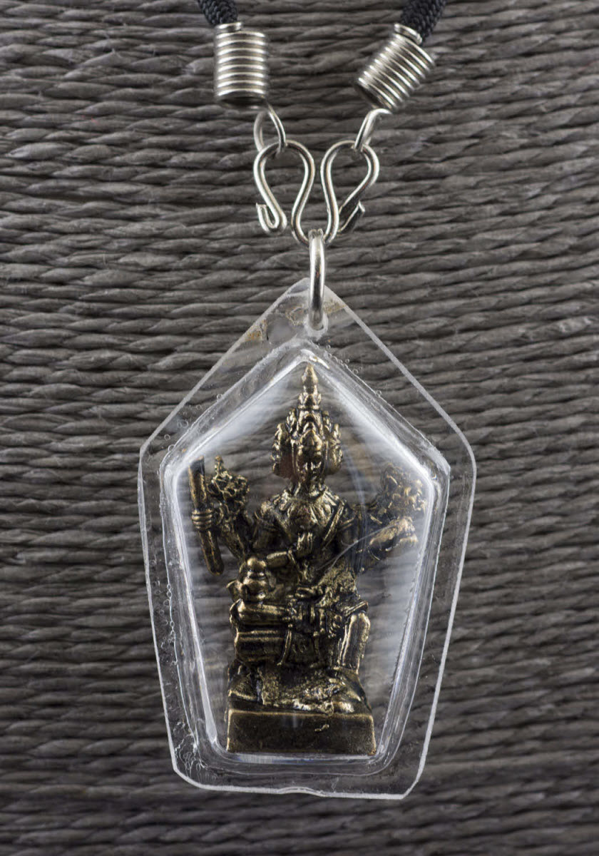 Thai Amulet Necklace - Protection and Good Luck | amulet-thailand.com