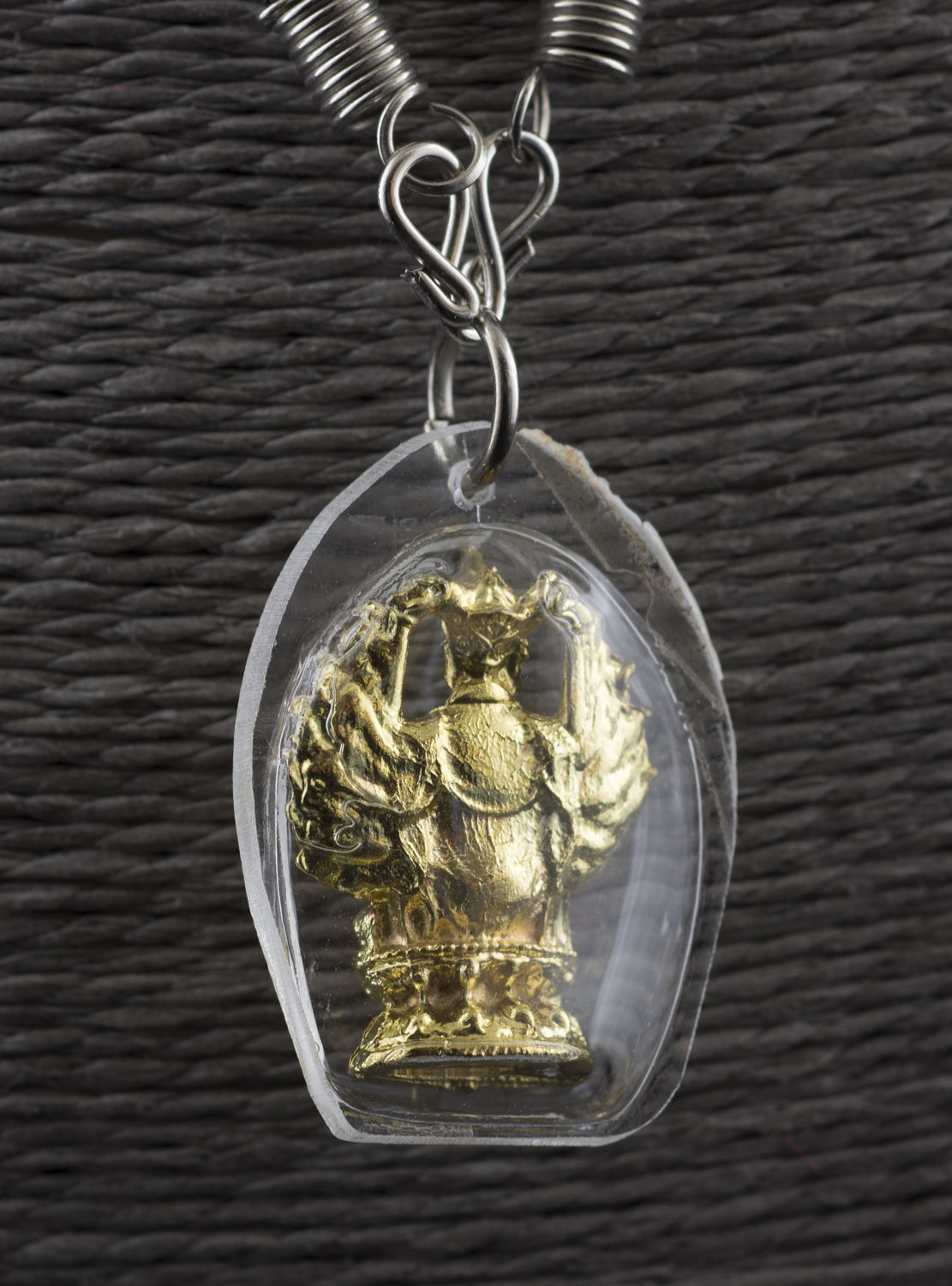 Thai Amulet Necklace - Protection and Good Luck | amulet-thailand.com