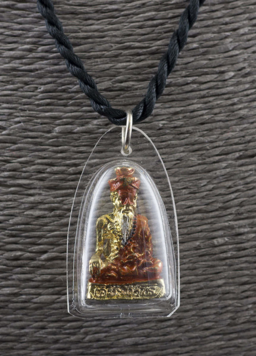 Thai Amulet Necklace - Protection and Good Luck | amulet-thailand.com